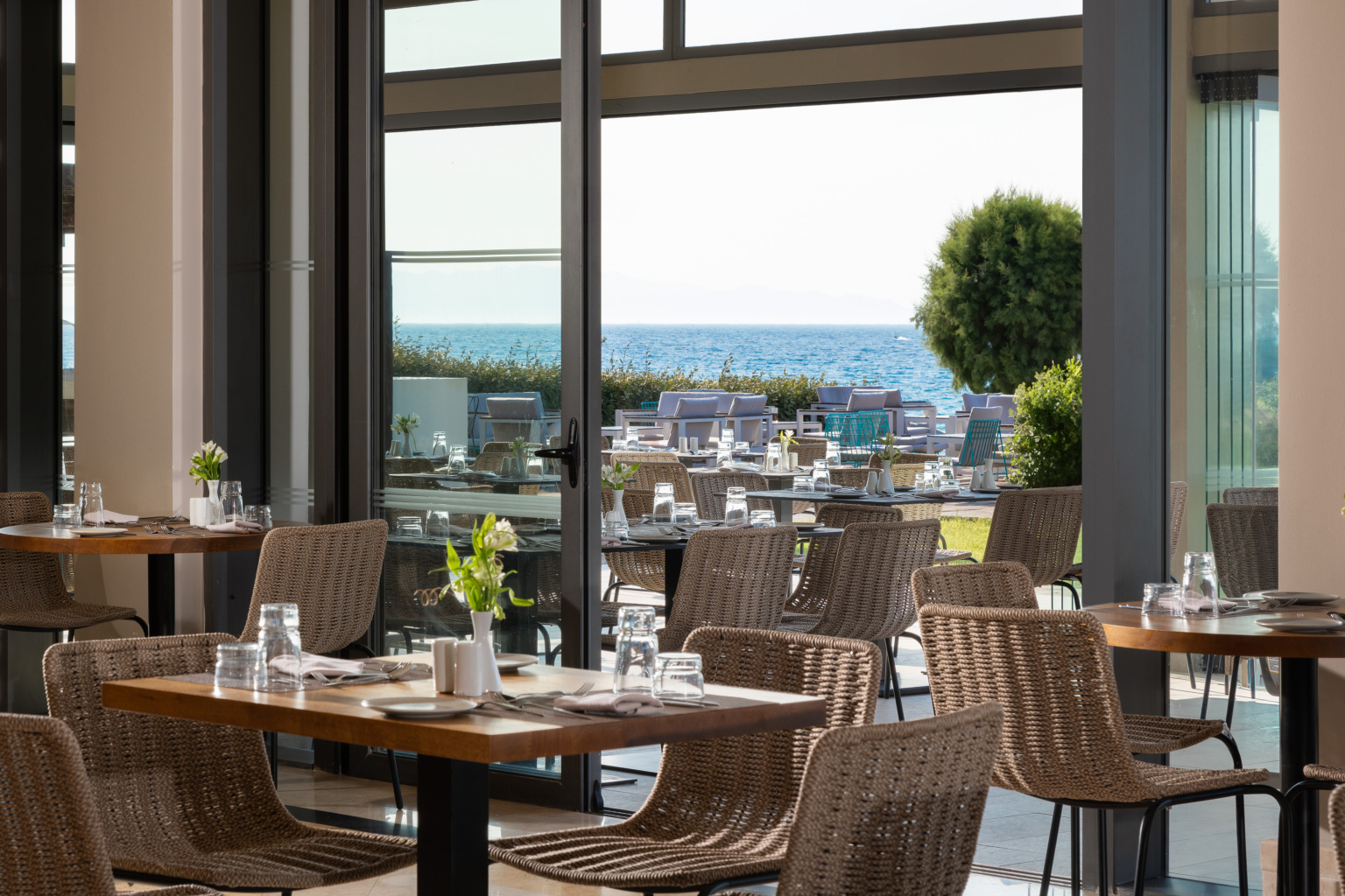 Dine at the best restaurants in Rhodes || Electra Palace Rhodes