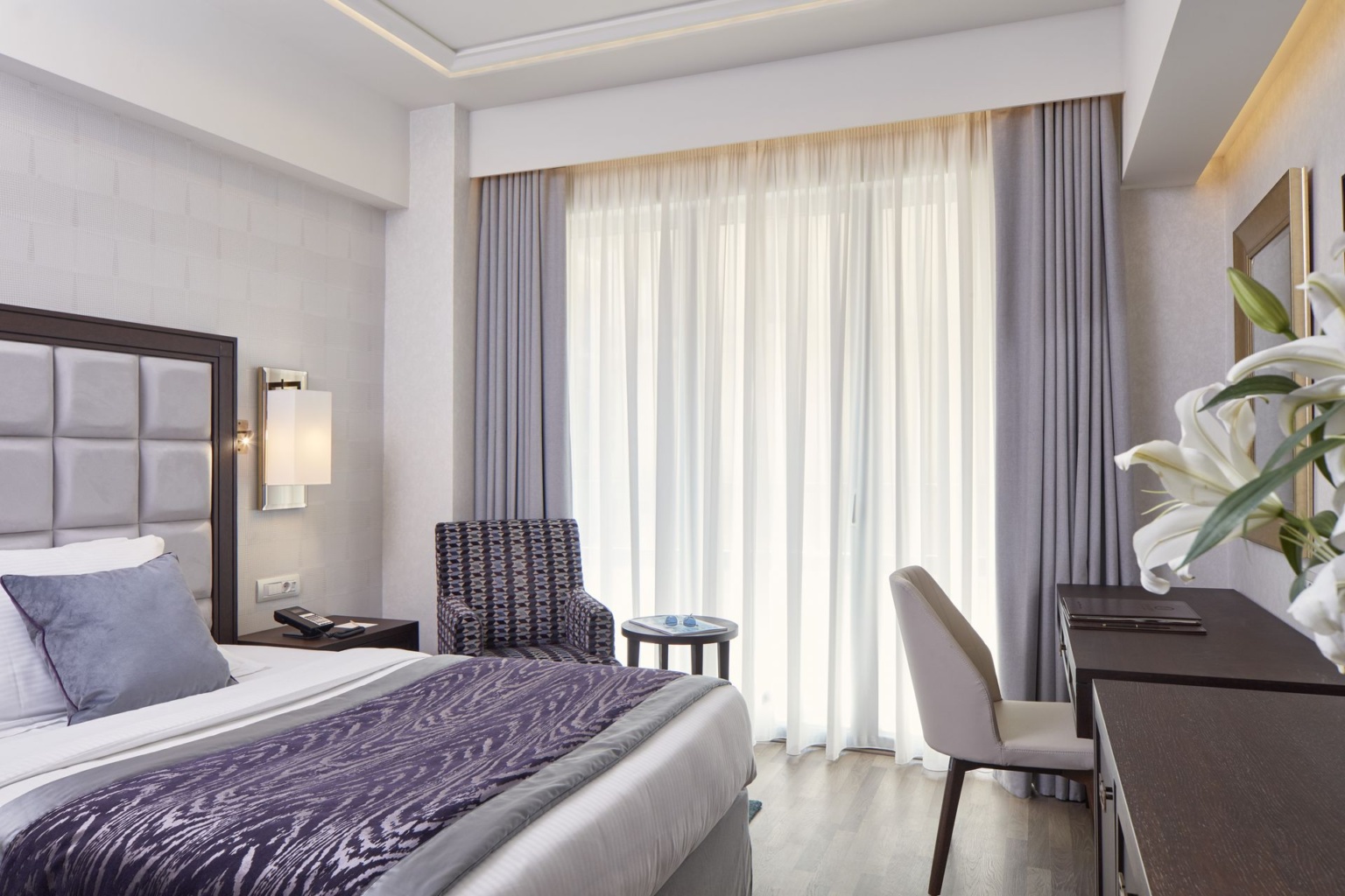 Rooms with Acropolis view near Syntagma || Electra Metropolis