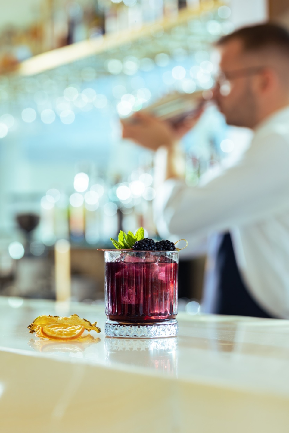 Rooftop restaurant Athens with Acropolis view || Electra Palace Athens