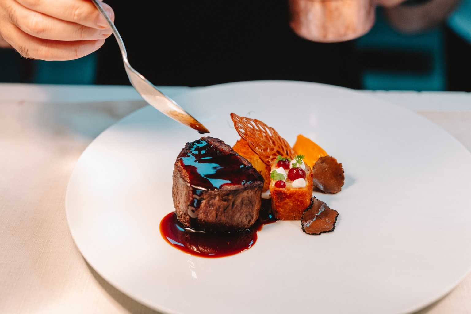 Rooftop restaurant Athens with Acropolis view || Electra Palace Athens